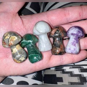 Art | 5pc Quartz Crystal Mushroom Bundle Set | Poshmark